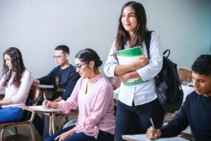 110 Fresh Essay Topics for High School (Expanded List)